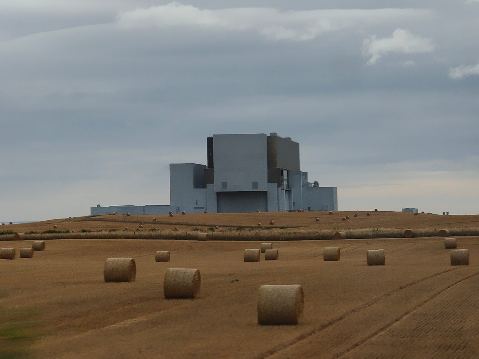 Advanced Gas-cooled Reactor (AGR) – A Second Generation for UK Nuclear ...