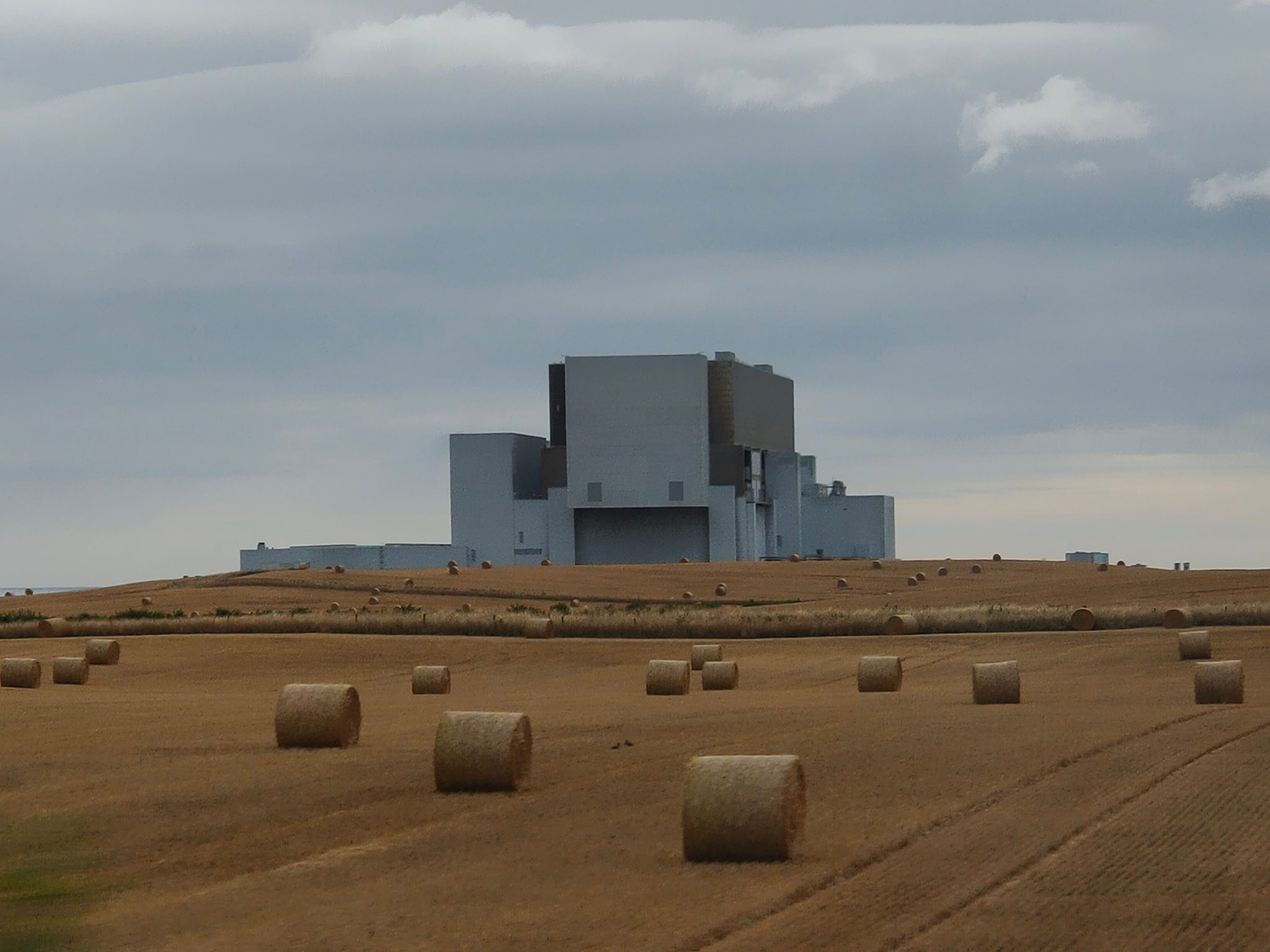 Advanced Gas-cooled Reactor (AGR) – A Second Generation for UK Nuclear ...
