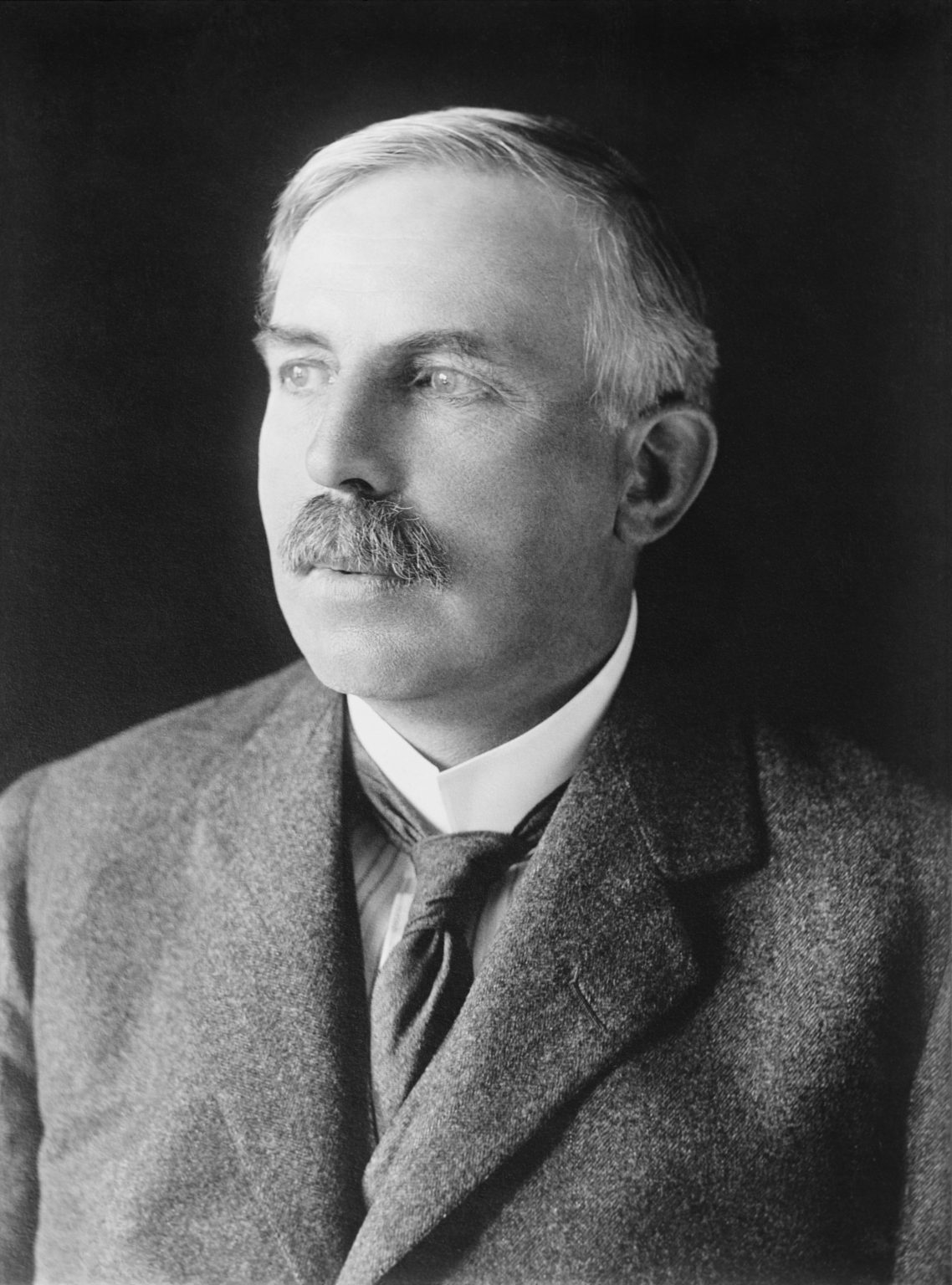 Ernest Rutherford – The Father of Nuclear Physics | Explore Nuclear