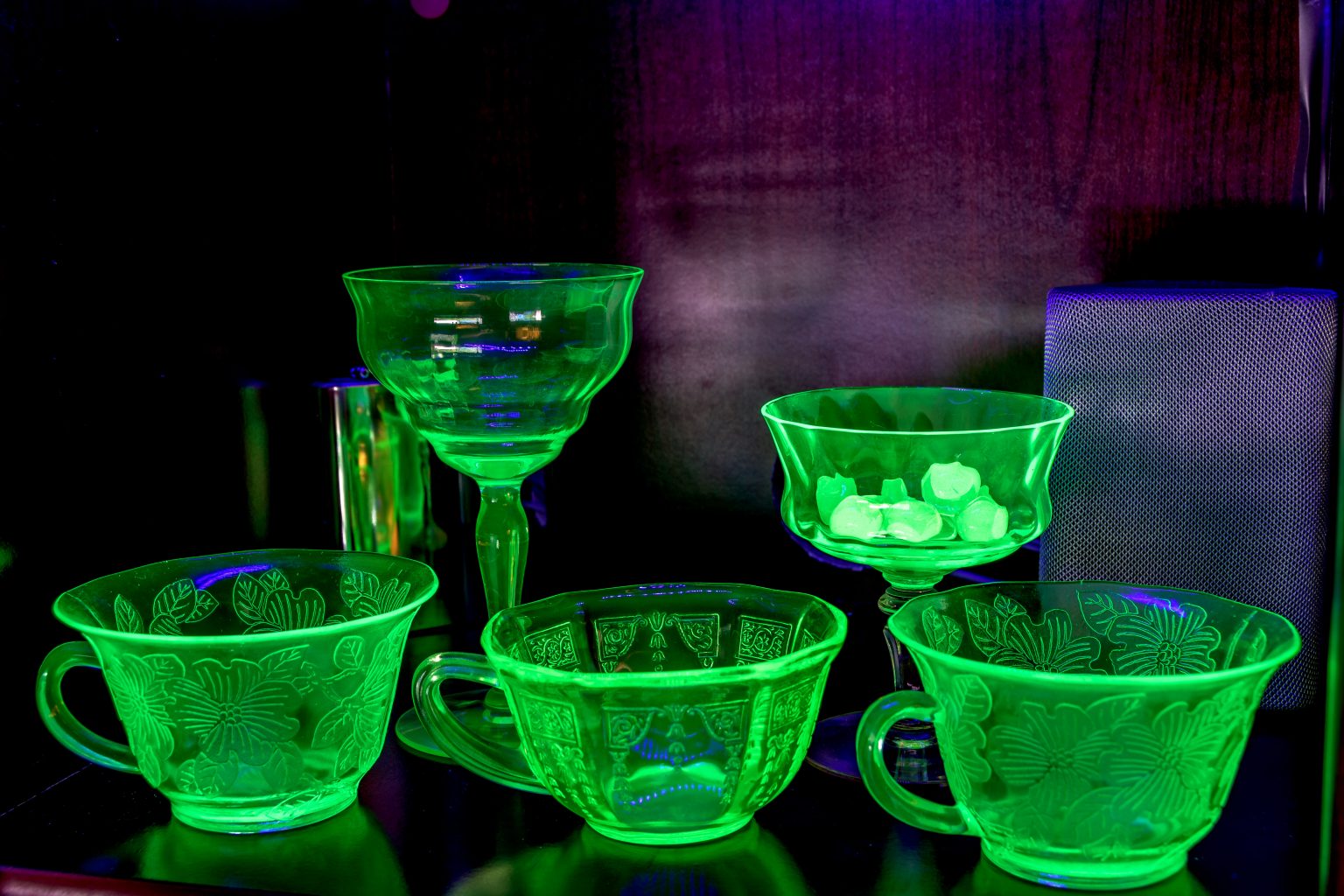 Uranium Glass – The Glow in the Dark Phenomenon | Explore Nuclear