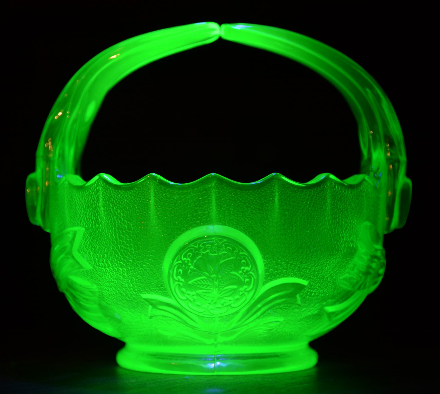 Uranium Glass – The Glow in the Dark Phenomenon | Explore Nuclear