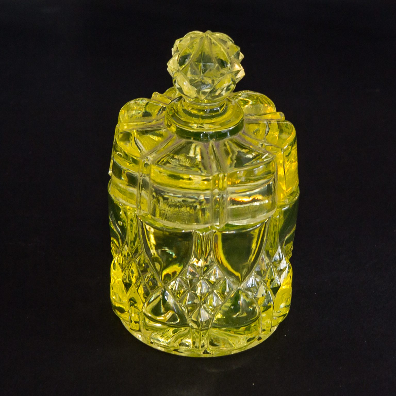 Uranium Glass – The Glow in the Dark Phenomenon | Explore Nuclear